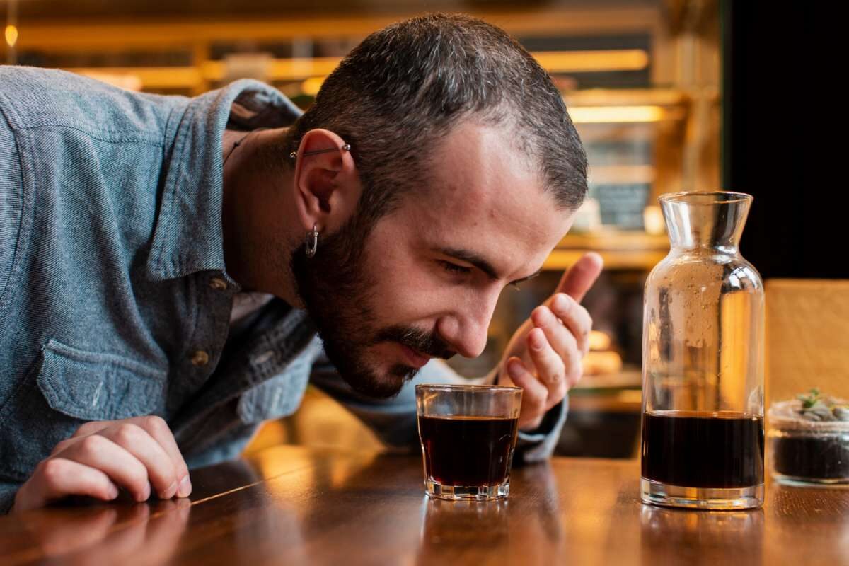 How to Drink Cognac: A Beginner-to-Luxury Guide - Château de Lasfonds